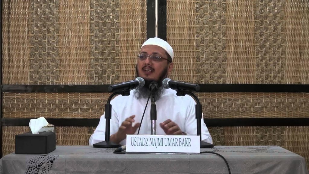 Biografi Ustadz Muhammad Umar As Sewed - Pengetahuan